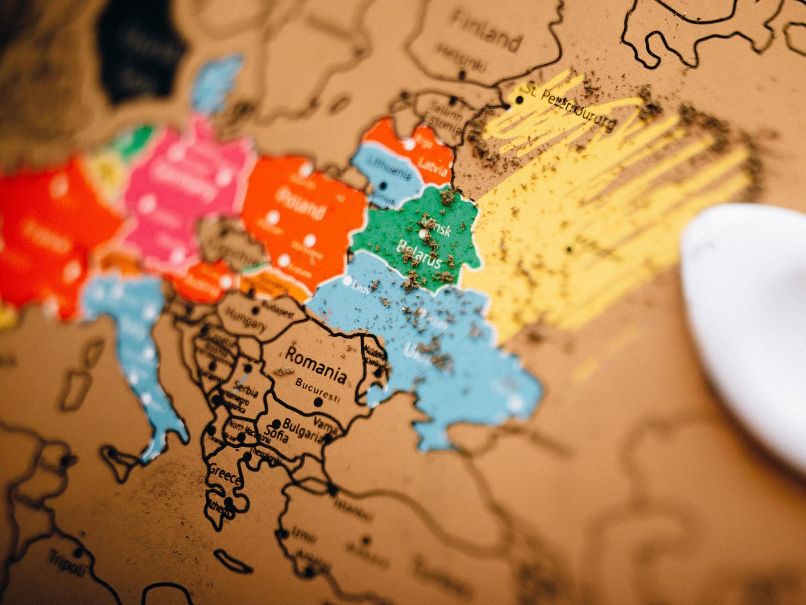 Deluxe World Scratch Map – Nomad's Nook